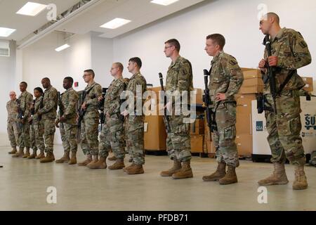 Soldiers assigned to HHC 201st Regional Support Group perform their ...