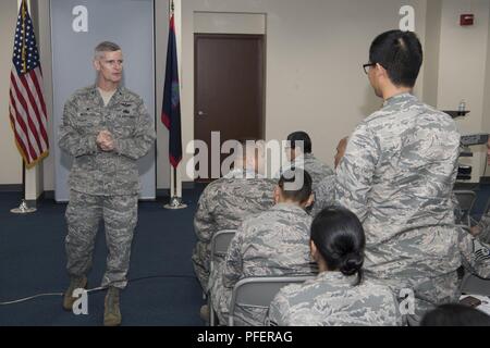 Reserve Citizen Airman from 624th Regional Support Group (RSG) attend ...