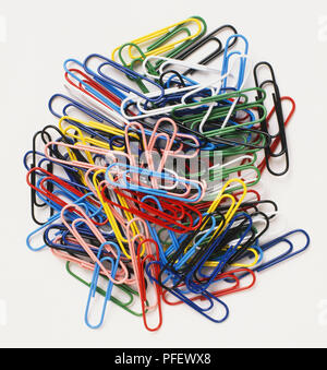 Colourful paper clips Stock Photo - Alamy
