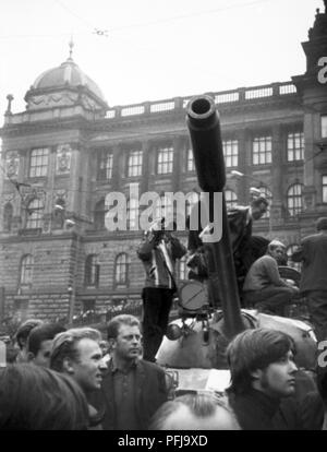 Troops of the Soviet Union and its Warsaw Pact allies invaded Stock ...