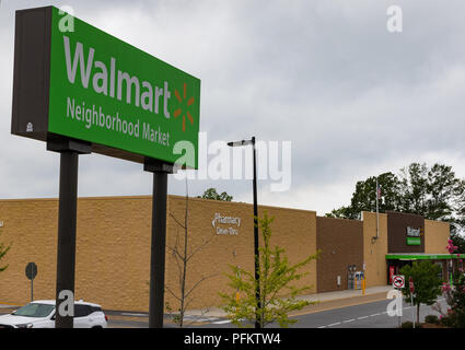 Walmart Neighborhood Market grocery store, or supermarket, exterior ...
