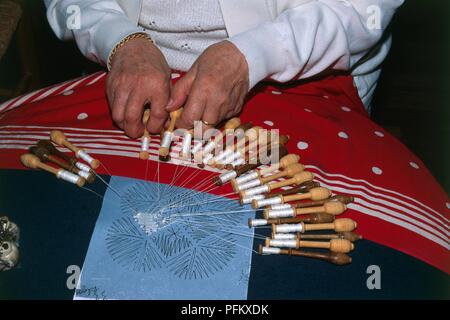 Bruges, Belgium - Women making lace Stock Photo - Alamy