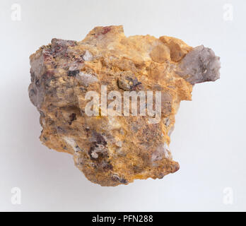 Tungstite in quartz groundmass, close-up Stock Photo - Alamy