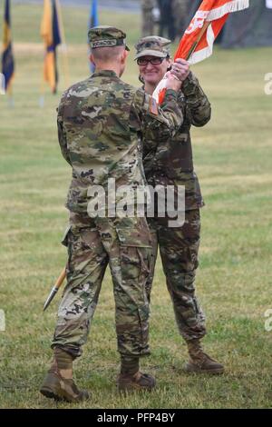 U.S. Army Col. Carl Worthington, left, commander of the 2nd Theater ...