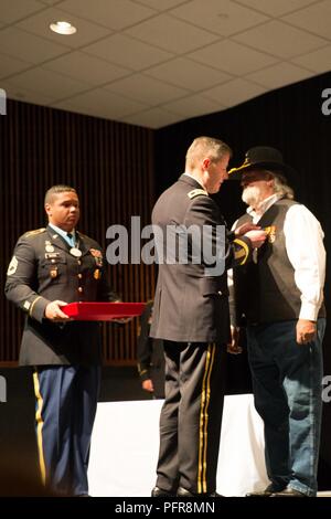 Maj. Gen. Robert P. Walters Jr., Commanding General of the U.S. Army ...