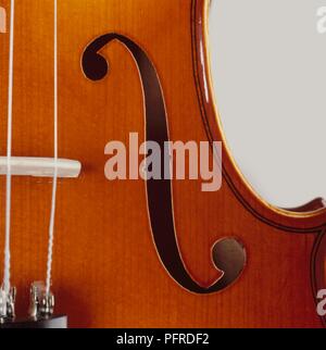 F hole violin Stock Photo - Alamy