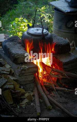 Traditional outdoor cooking stove at a Traditional Village in Seoul ...
