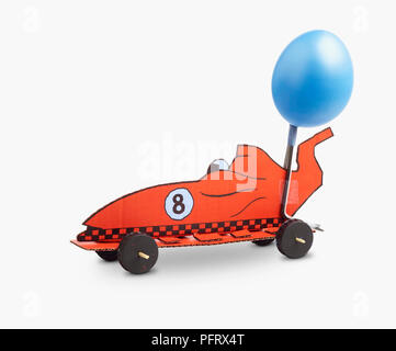 Balloon powered bottle car Stock Photo - Alamy