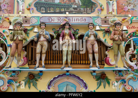 Barrel organ close-up Stock Photo - Alamy