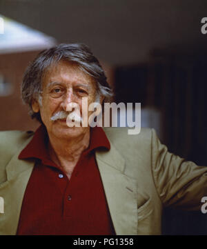 The Hungarian author and actor George Tabori 1992 Stock Photo - Alamy