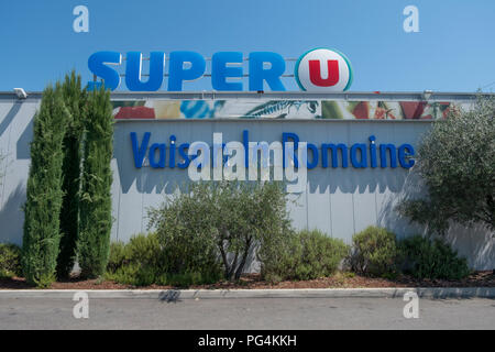 Super U supermarket exterior at Vaison-la-Romaine in the Vaucluse ...