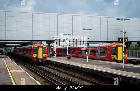 Gatwick Airport station platform with Gatwick Express service Stock ...