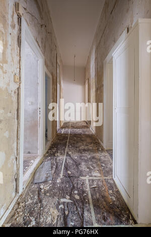 Home renovation, Corridor during refurbishment Stock Photo - Alamy