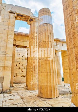 Propylaea, gateway to the Acropolis of Athens. UNESCO World Hetiage ...