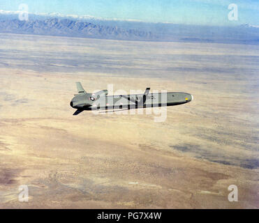 Right side view of an AGM-86 air-launched cruise missile (ALCM) in ...