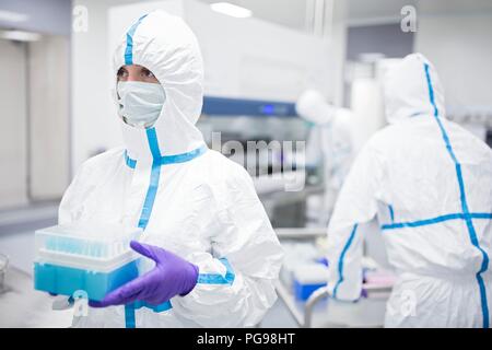 Samples of skin grafts in laboratory Stock Photo - Alamy