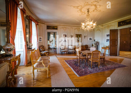 Beautiful rich classic interior of XIX century, old house Stock Photo ...