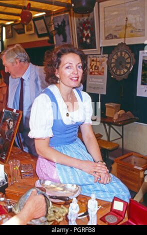 Diane Herzogin von Württemberg auf Schloss Altshausen, Deutschland 1985 ...