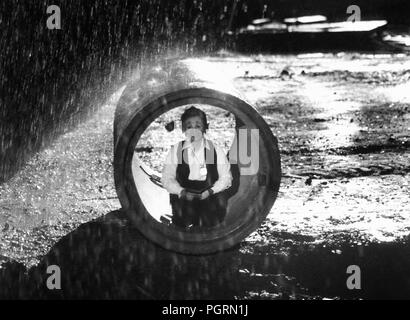 Ratboy, USA 1986, Regie: Sondra Locke, Darsteller: Sharon Baird Stock ...