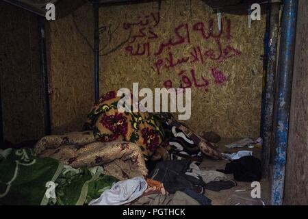 A ISIS subterranean hiding place of ISIS in Qaraqosh the christian city ...