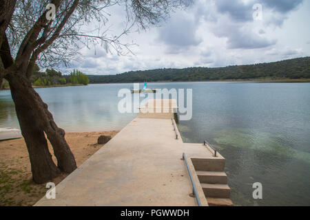 Beach. La Colgada lake, Lagunas de Ruidera Nature Reserve, Ciudad Real ...