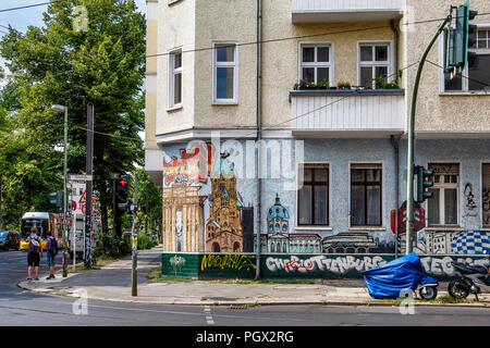 Berlin,Friedrichshain. Apartment building with Colourful exterior ...