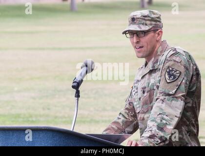 Lt. Col. JD Finch, the incoming commander of the 304th Military ...