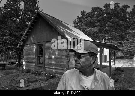 Lyles Station, Indiana, USA. 25th Aug, 2018. NORMAN GREER, 8, an ...