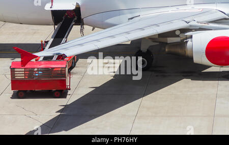 Loading platform of air freight to the aircraft Stock Photo - Alamy