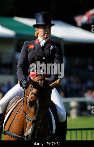 Pippa Funnell and MAJAS HOPE during the showjumping phase, Mitsubishi ...