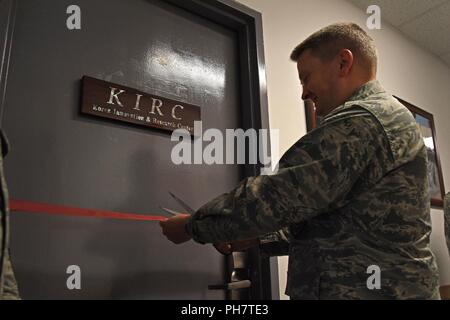 Col. Max Pearson, 480th Intelligence, Surveillance and Reconnaissance ...