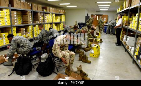 U.S. Army Soldiers pose with their Basic Leader Course certificate ...