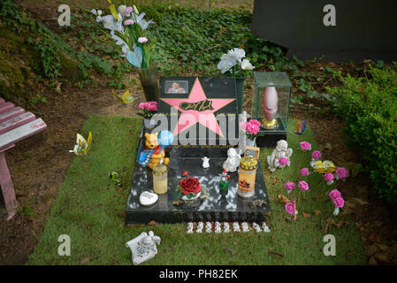 Grab, Dirk Bach, Melaten-Friedhof, Aachener Strasse, Lindenthal, Koeln ...