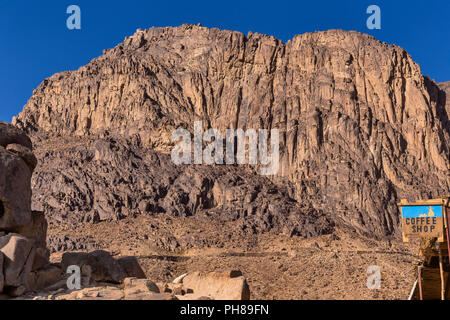 Sunrise, Mount Sinai, Gabal Musa, Sinai peninsula, Egypt Stock Photo ...