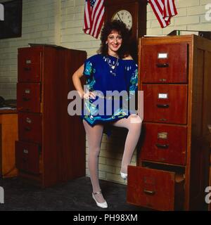 Alisha, amerikanische Sängerin, bei einem Fotoshooting im Studio, 1984 ...