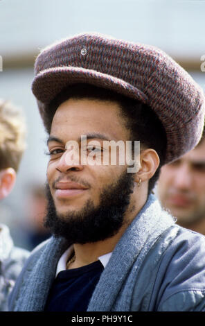 UB40 (Terence „Astro“ Wilson) on 16.04.1984 in Schleiden. | usage ...