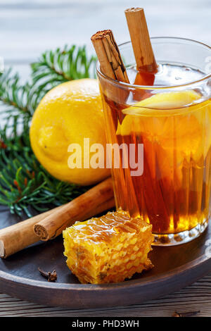 Lemon and Cloves Stock Photo - Alamy