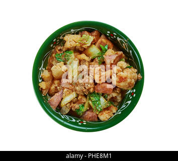 Arnabit Matbukh - Egyptian stewed cauliflower Stock Photo - Alamy