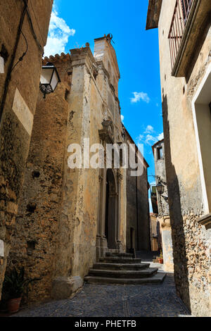 Fiumefreddo Bruzio town, Calabria, Italy Stock Photo - Alamy