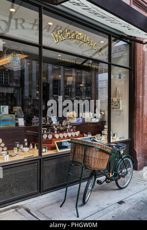 Dr Harris & Co. St James's, London , UK Stock Photo - Alamy