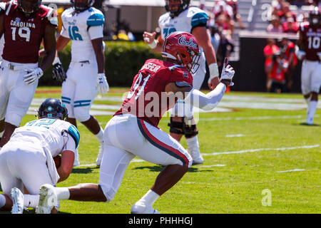 Coastal Carolina quarterback Bryce Carpenter (12) throws a pass against ...