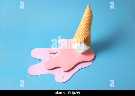 Ice cream splash Stock Photo - Alamy