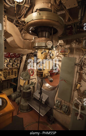 submarine on periscope depth Stock Photo - Alamy