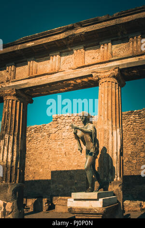 Pompeii statue of Apollo. Pompeii was destroyed, and completely buried ...