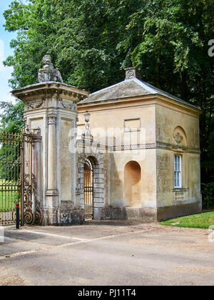 Stone gatehouse in Wiltshire, England, UK Stock Photo - Alamy