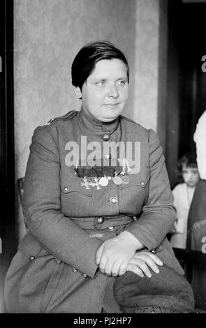 Maria Bochkareva, female Russian soldier, WW1 Stock Photo - Alamy