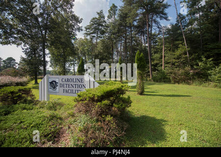 Photos of ICE IGSA Caroline Detention Facility outside Bowling Green ...