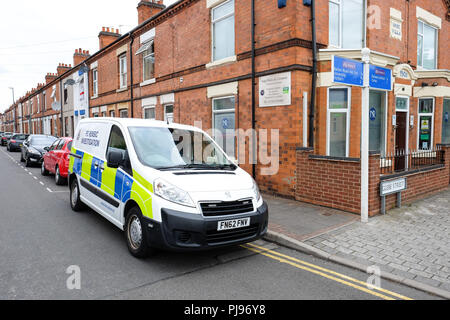Police Forensic Investigation Van Stock Photo - Alamy