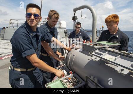 US Navy U.S. Navy Midshipmen train on proper firefighting techniques at ...