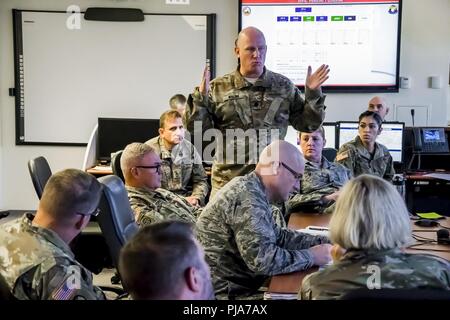 U.S. Army Lt. Col. Ken Ates, Special Operations Command Para-Commando ...